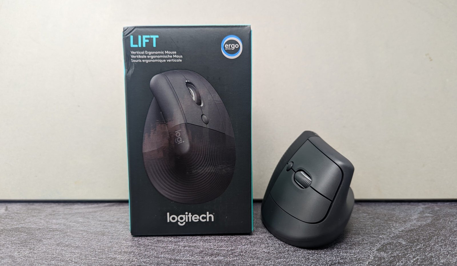 Logitech LIFT VERTICAL Ergonomic Wireless Mouse - Victory Store